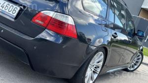 Black BMW 525 2007 in Riga, with an engine capacity of 3.00 L and mileage of 261 thousand km for 5850 €, photo 13 on AUTOMOTO.COM.LV