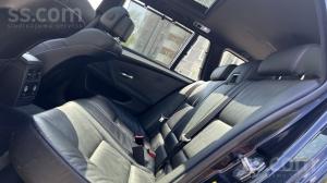 Black BMW 525 2007 in Riga, with an engine capacity of 3.00 L and mileage of 261 thousand km for 5850 €, photo 16 on AUTOMOTO.COM.LV