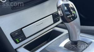Black BMW 525 2007 in Riga, with an engine capacity of 3.00 L and mileage of 261 thousand km for 5850 €, photo 30 on AUTOMOTO.COM.LV