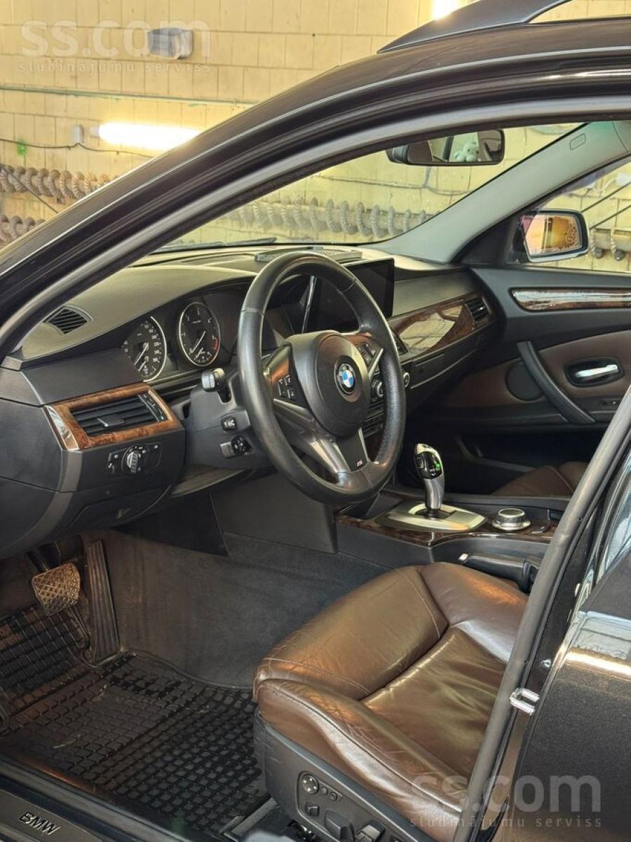Black BMW 525 2007 in Daugavpils, with an engine capacity of 3.00 L and mileage of 416 thousand km for 5000 €, photo 6 on AUTOMOTO.COM.LV