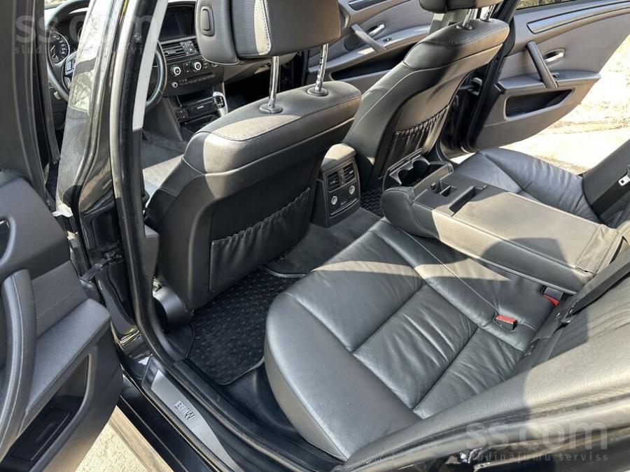 Melns BMW 525 2007 Ogre, ar dzinēja tilpumu 3.00 L un nobraukumu 302 tūkst. km par 4990 €, foto 13 vietnē AUTOMOTO.COM.LV