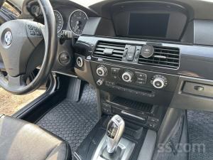 Melns BMW 525 2007 Ogre, ar dzinēja tilpumu 3.00 L un nobraukumu 302 tūkst. km par 4990 €, foto 16 vietnē AUTOMOTO.COM.LV