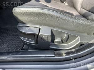 Melns BMW 525 2007 Ogre, ar dzinēja tilpumu 3.00 L un nobraukumu 302 tūkst. km par 4990 €, foto 23 vietnē AUTOMOTO.COM.LV