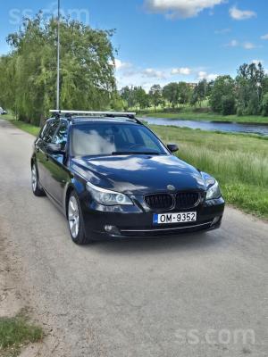 Melns BMW 525 2007 Bauska, ar dzinēja tilpumu 3.00 L un nobraukumu 327 tūkst. km par 3550 €, foto 3 vietnē AUTOMOTO.COM.LV