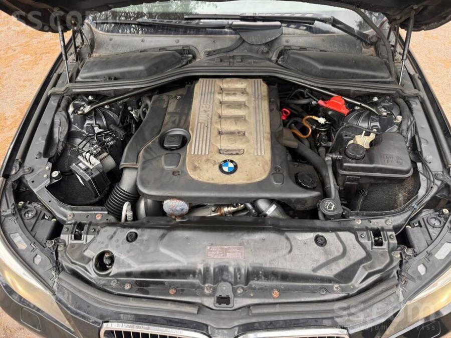 Black BMW 525 2007 in Jurmala, with an engine capacity of 2.50 L and mileage of 411 thousand km for 3100 €, photo 5 on AUTOMOTO.COM.LV