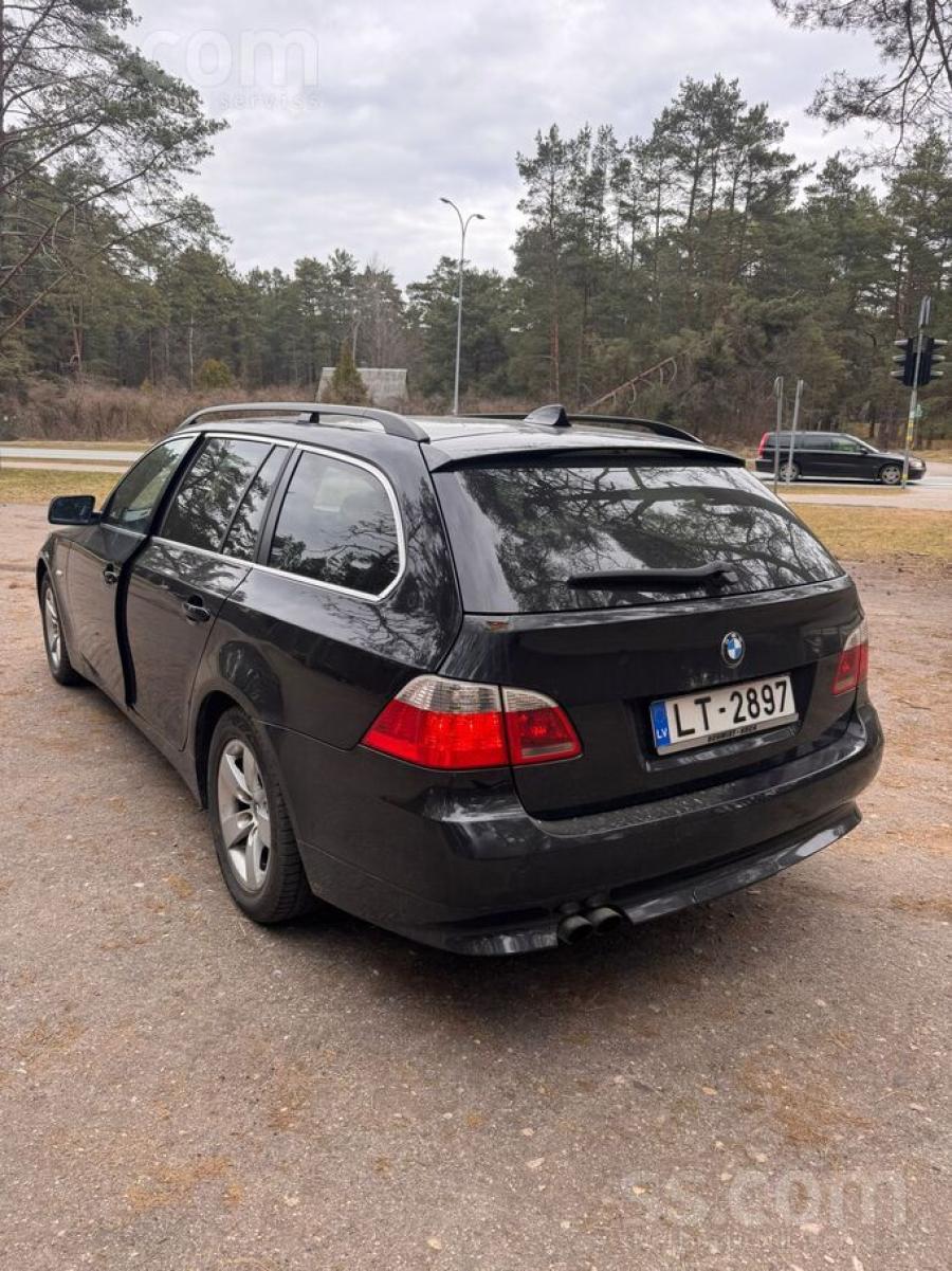 Black BMW 525 2007 in Jurmala, with an engine capacity of 2.50 L and mileage of 411 thousand km for 3100 €, photo 6 on AUTOMOTO.COM.LV