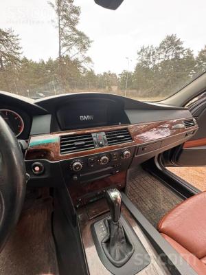 Black BMW 525 2007 in Jurmala, with an engine capacity of 2.50 L and mileage of 411 thousand km for 3100 €, photo 12 on AUTOMOTO.COM.LV