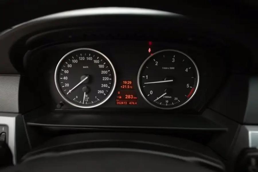 Черный БМВ 525 2007 в Елгава, объемом двигателя 3.00 л и пробегом 362 тыс. км за 5500 €, фото 13 на AUTOMOTO.COM.LV