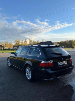 Black BMW 525 2007 in Riga, with an engine capacity of 3.00 L and mileage of 410 thousand km for 4200 €, photo 7 on AUTOMOTO.COM.LV
