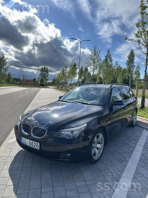 Melns BMW 525 2007 Jelgava, ar dzinēja tilpumu 3.00 L un nobraukumu 341 tūkst. km par 4000 €, foto 4 vietnē AUTOMOTO.COM.LV