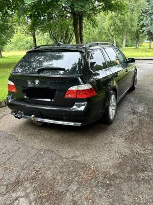 Black BMW 525 2007 in Silute, with an engine capacity of 3.00 L and mileage of 274 thousand km for 3500 €, photo 4 on AUTOMOTO.COM.LV
