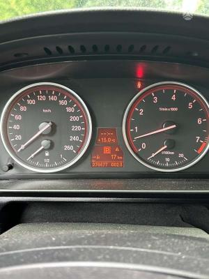 Black BMW 525 2007 in Silute, with an engine capacity of 3.00 L and mileage of 274 thousand km for 3500 €, photo 5 on AUTOMOTO.COM.LV