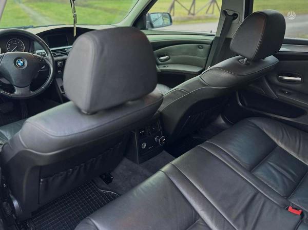 Melns BMW 525 2007 Šilutė, ar dzinēja tilpumu 3.00 L un nobraukumu 274 tūkst. km par 3500 €, foto 10 vietnē AUTOMOTO.COM.LV