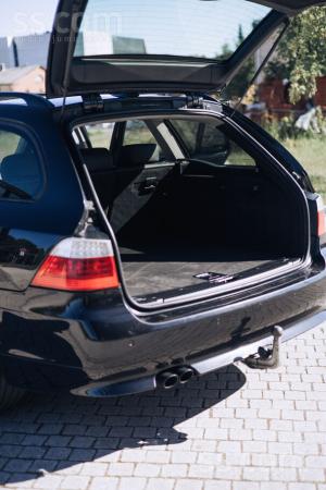 Black BMW 525 2007 in Rezekne, with an engine capacity of 3.00 L and mileage of 346 thousand km for 5800 €, photo 6 on AUTOMOTO.COM.LV