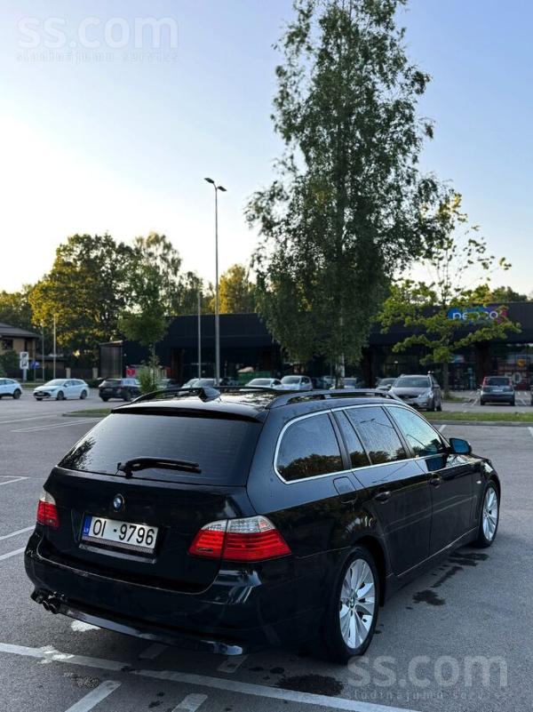 Melns BMW 525 2007 Rīga, ar dzinēja tilpumu 3.00 L un nobraukumu 462 tūkst. km par 4400 €, foto 7 vietnē AUTOMOTO.COM.LV