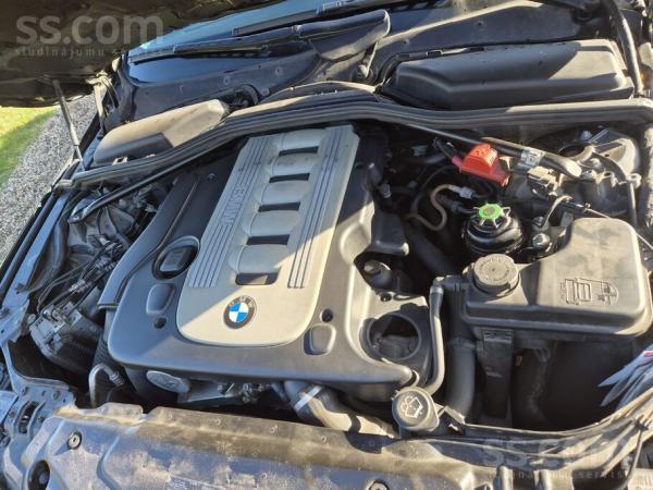 Melns BMW 525 2007 Rīga, ar dzinēja tilpumu 3.00 L un nobraukumu 370 tūkst. km par 5100 €, foto 5 vietnē AUTOMOTO.COM.LV