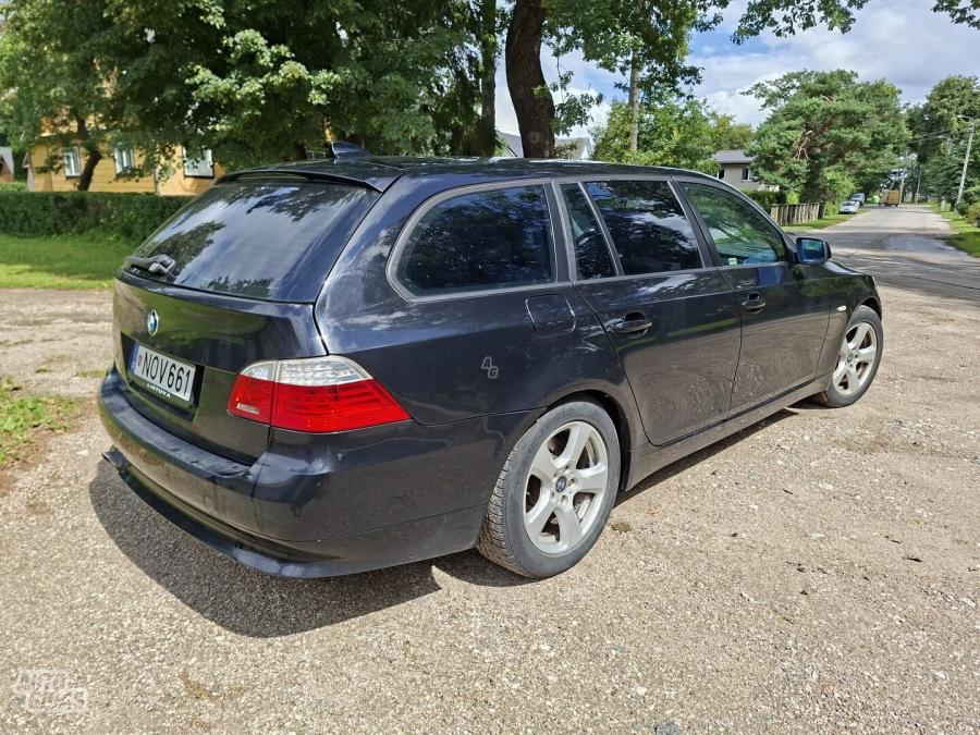 Black BMW 525 2007 in Utena, with an engine capacity of 3.00 L and mileage of 400 thousand km for 2400 €, photo 5 on AUTOMOTO.COM.LV