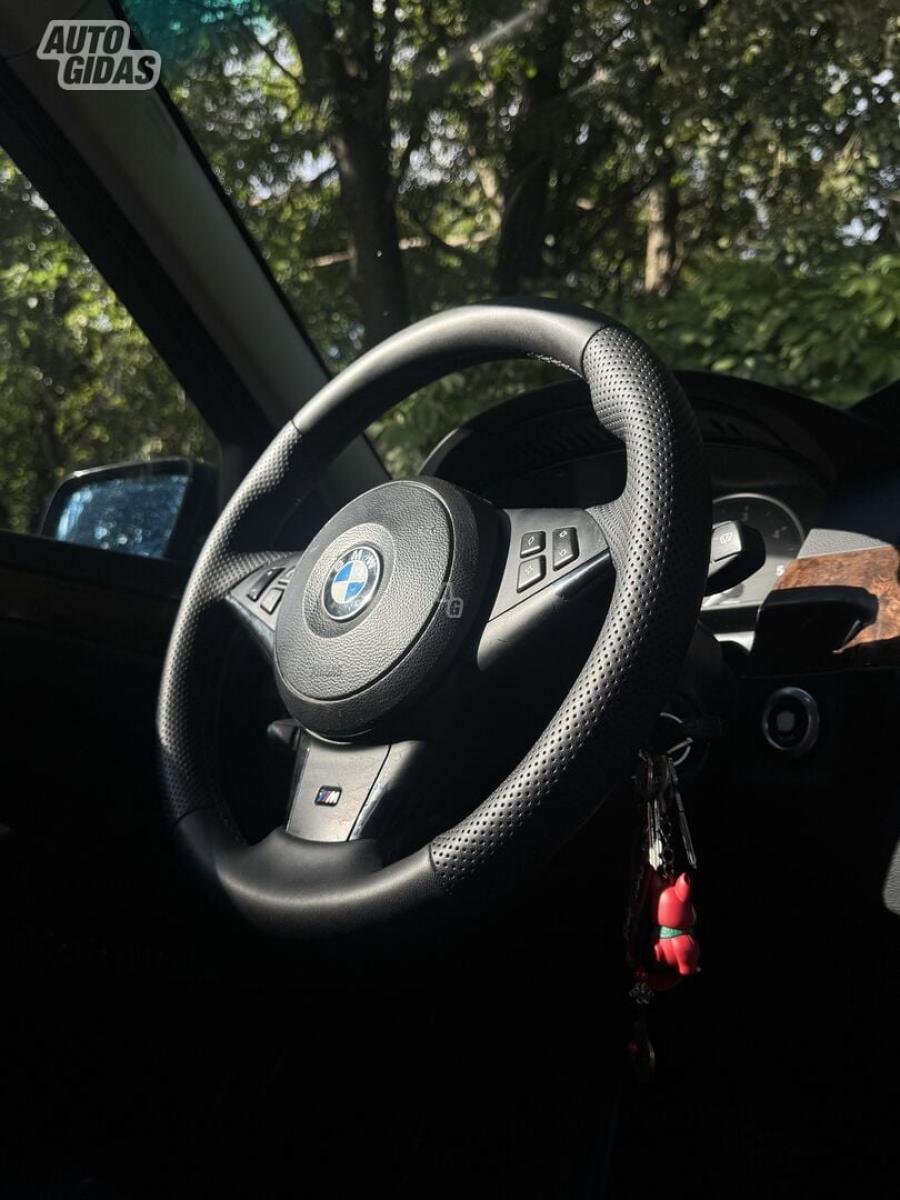Melns BMW 525 2007 Alīta, ar dzinēja tilpumu 3.00 L un nobraukumu 441 tūkst. km par 2650 €, foto 11 vietnē AUTOMOTO.COM.LV