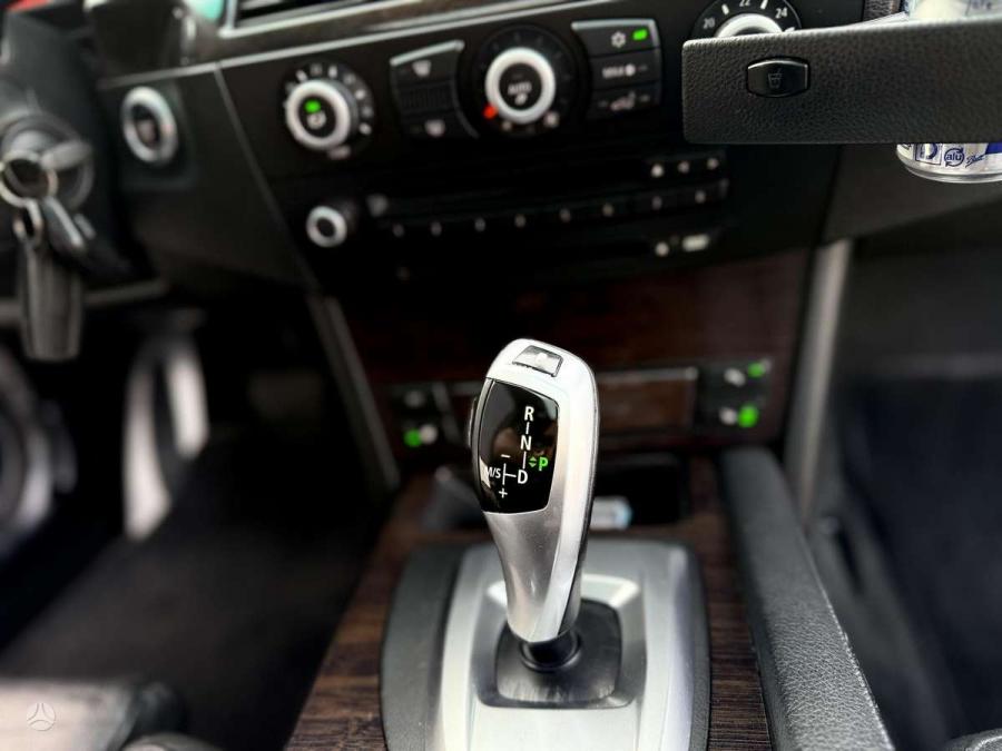 Черный БМВ 525 2007 в Радвилишкис, объемом двигателя 2.50 л и пробегом 456 тыс. км за 4800 €, фото 27 на AUTOMOTO.COM.LV