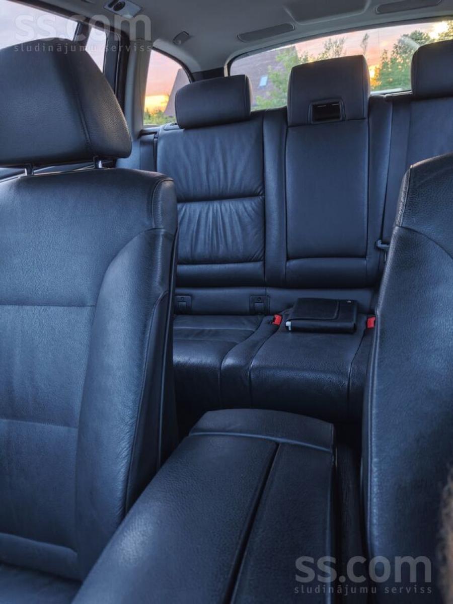 Melns BMW 525 2007 Rīga, ar dzinēja tilpumu 3.00 L un nobraukumu 394 tūkst. km par 1800 €, foto 10 vietnē AUTOMOTO.COM.LV