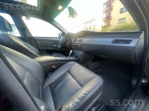 Черный БМВ 525 2007 в Рига, объемом двигателя 3.00 л и пробегом 393 тыс. км за 3500 €, фото 8 на AUTOMOTO.COM.LV