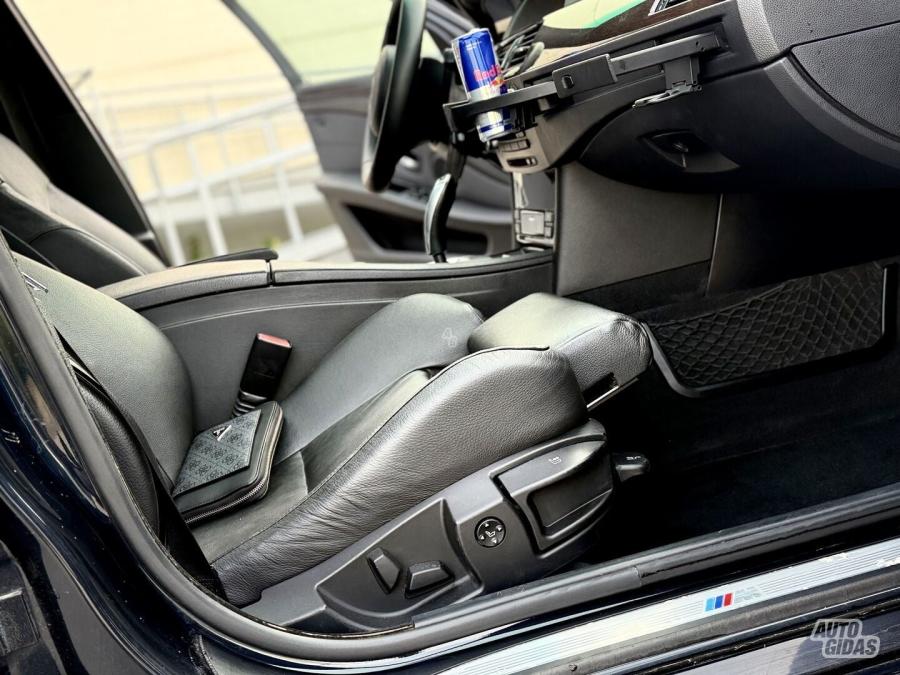 Black BMW 525 2007 in Radviliskis, with an engine capacity of 2.50 L and mileage of 456 thousand km for 4700 €, photo 18 on AUTOMOTO.COM.LV