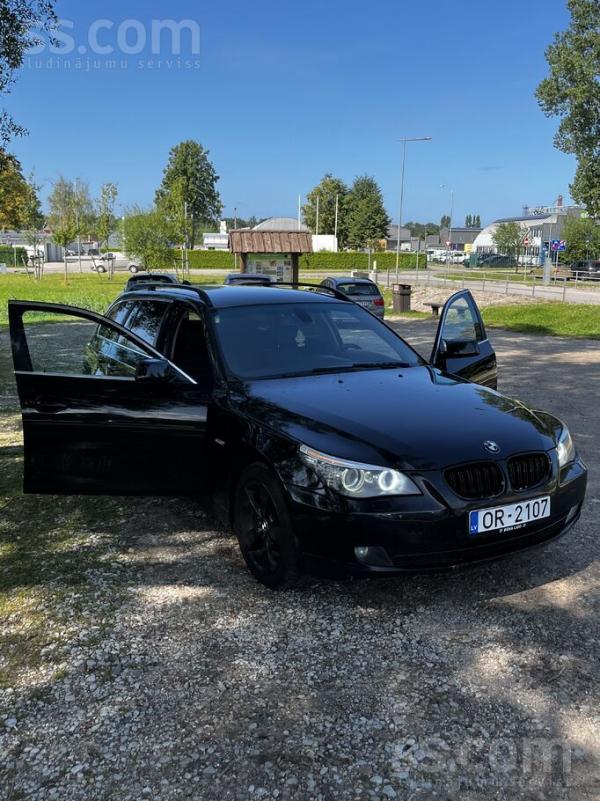 Black BMW 525 2007 in Liepaja, with an engine capacity of 3.00 L and mileage of 446 thousand km for 3250 €, photo 6 on AUTOMOTO.COM.LV
