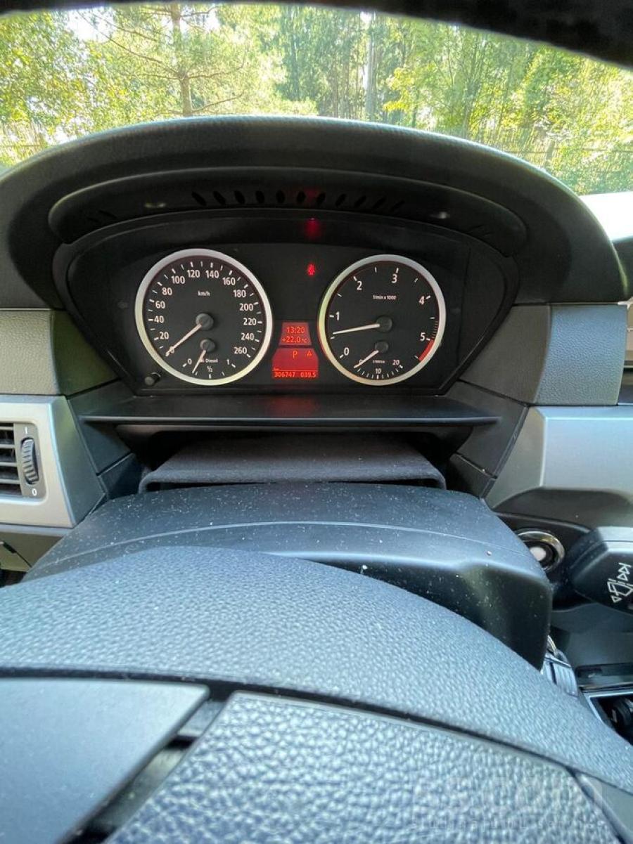 Melns BMW 525 2007 Rīga, ar dzinēja tilpumu 2.50 L un nobraukumu 307 tūkst. km par 3500 €, foto 6 vietnē AUTOMOTO.COM.LV