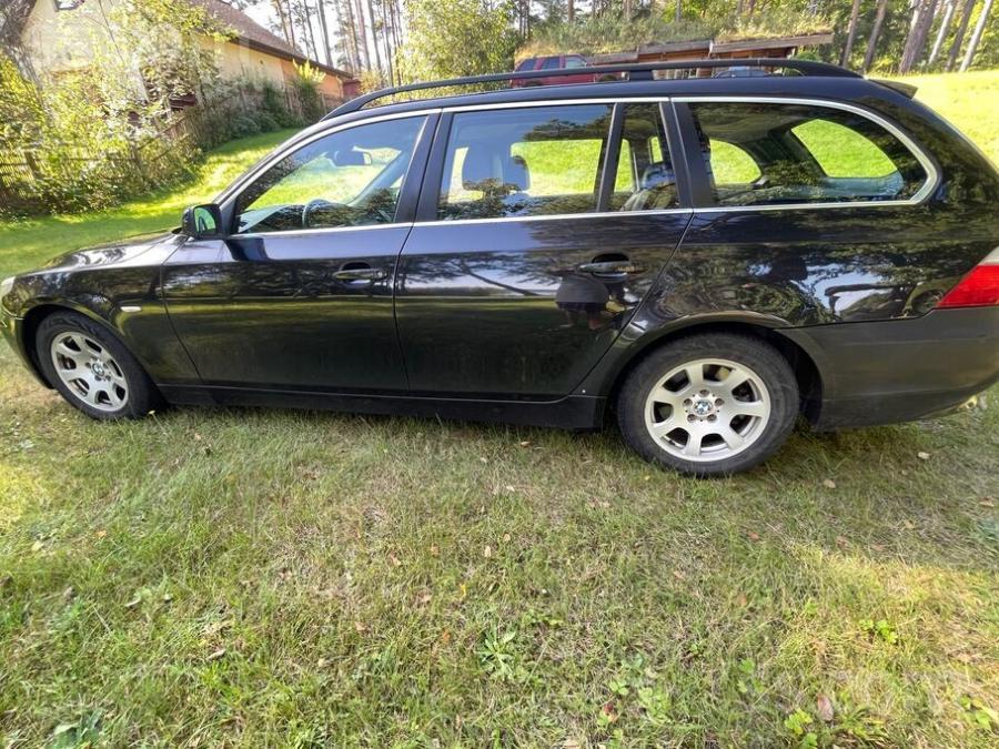 Black BMW 525 2007 in Riga, with an engine capacity of 2.50 L and mileage of 307 thousand km for 3500 €, photo 5 on AUTOMOTO.COM.LV