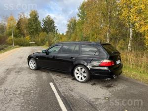 Black BMW 525 2007 in Tukums, with an engine capacity of 3.00 L and mileage of 359 thousand km for 4699 €, photo 5 on AUTOMOTO.COM.LV