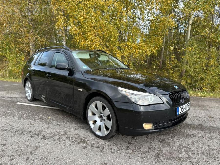 Black BMW 525 2007 in Tukums, with an engine capacity of 3.00 L and mileage of 359 thousand km for 4699 €, photo 6 on AUTOMOTO.COM.LV