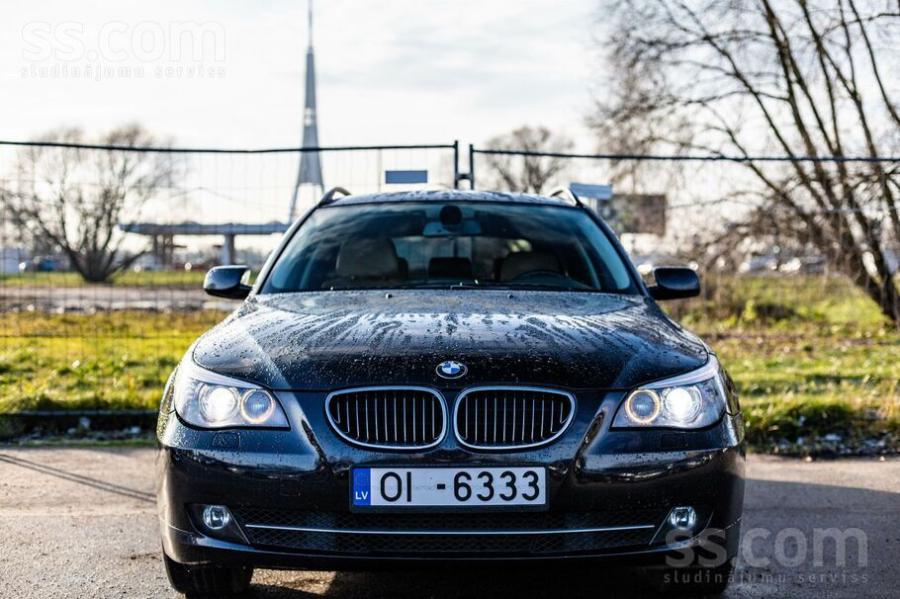 Black BMW 525 2008 in Riga, with an engine capacity of 3.00 L and mileage of 320 thousand km for 6990 €, photo 3 on AUTOMOTO.COM.LV