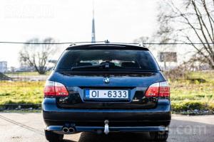 Black BMW 525 2008 in Riga, with an engine capacity of 3.00 L and mileage of 320 thousand km for 6990 €, photo 8 on AUTOMOTO.COM.LV