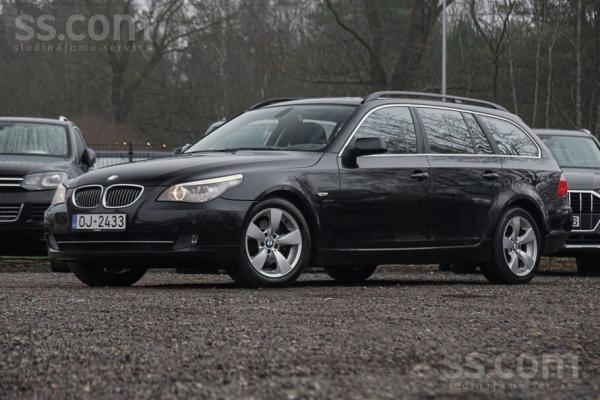 Black BMW 525 2008 in Riga, with an engine capacity of 3.00 L and mileage of 268 thousand km for 5990 €, photo 1 on AUTOMOTO.COM.LV