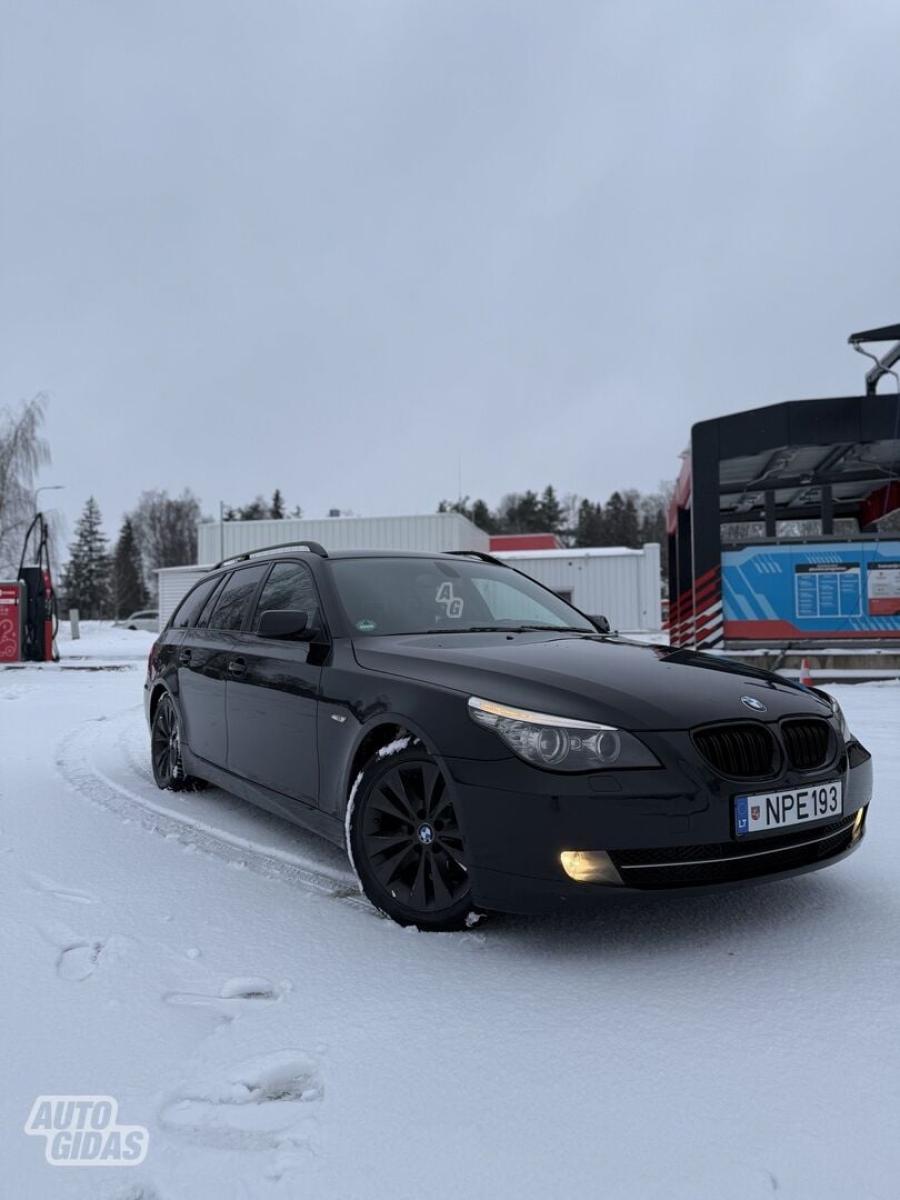 Black BMW 525 2008 in Skuodas, with an engine capacity of 2.50 L and mileage of 372 thousand km for 4750 €, photo 1 on AUTOMOTO.COM.LV