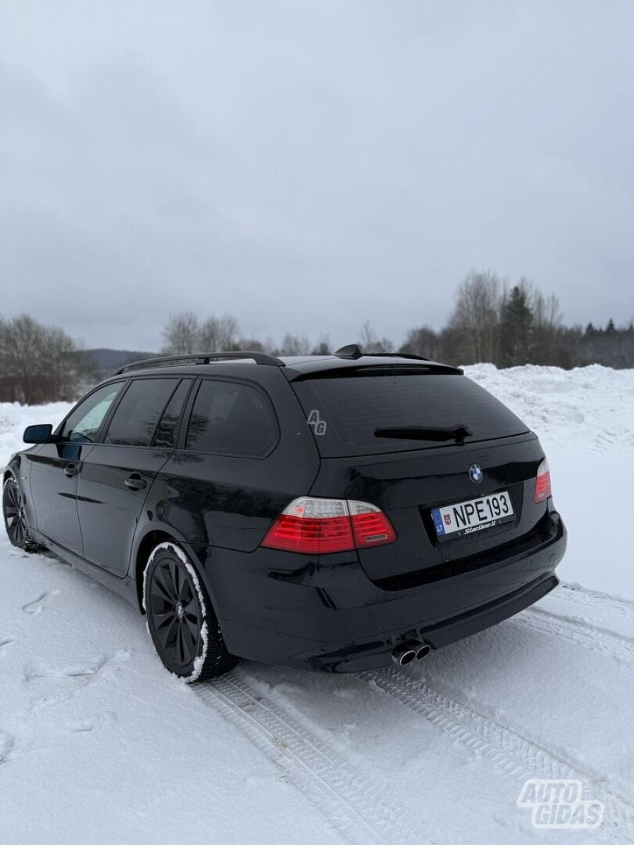 Black BMW 525 2008 in Skuodas, with an engine capacity of 2.50 L and mileage of 372 thousand km for 4750 €, photo 6 on AUTOMOTO.COM.LV