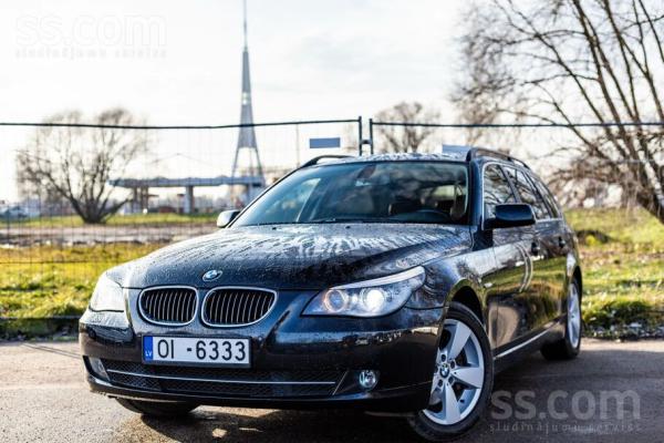 Melns BMW 525 2008 Rīga, ar dzinēja tilpumu 3.00 L un nobraukumu 320 tūkst. km par 6990 €, foto 1 vietnē AUTOMOTO.COM.LV