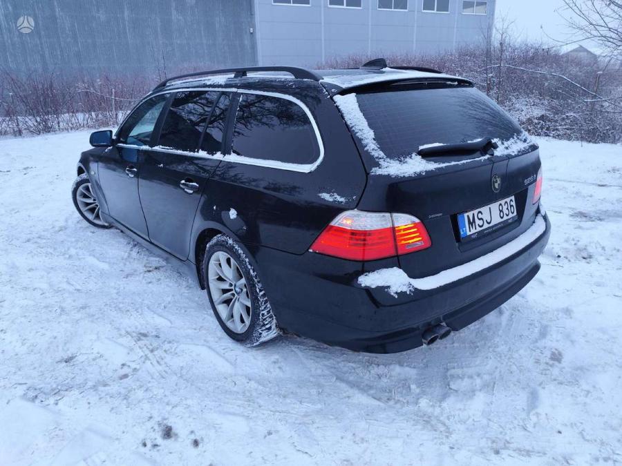 Black BMW 525 2008 in Kaunas, with an engine capacity of 2.99 L and mileage of 362 thousand km for 3850 €, photo 5 on AUTOMOTO.COM.LV
