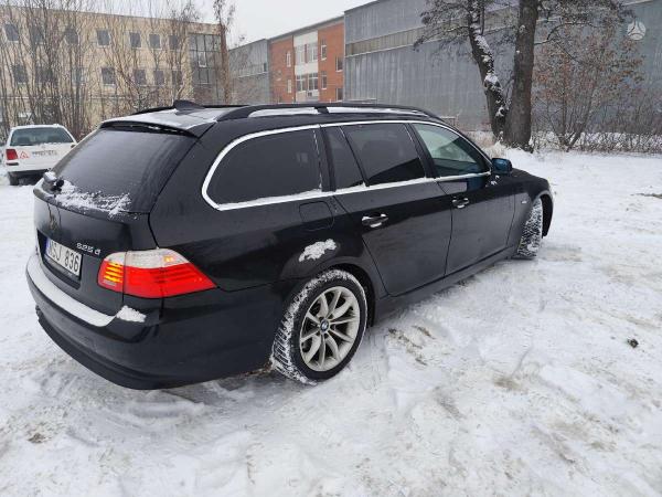 Black BMW 525 2008 in Kaunas, with an engine capacity of 2.99 L and mileage of 362 thousand km for 3850 €, photo 8 on AUTOMOTO.COM.LV