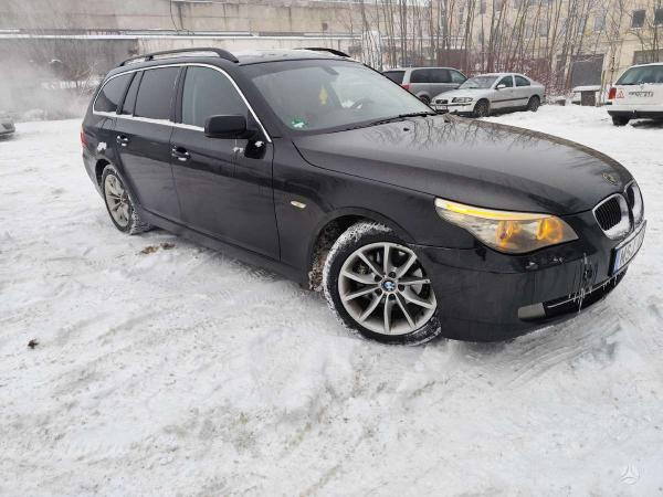 Black BMW 525 2008 in Kaunas, with an engine capacity of 2.99 L and mileage of 362 thousand km for 3850 €, photo 10 on AUTOMOTO.COM.LV