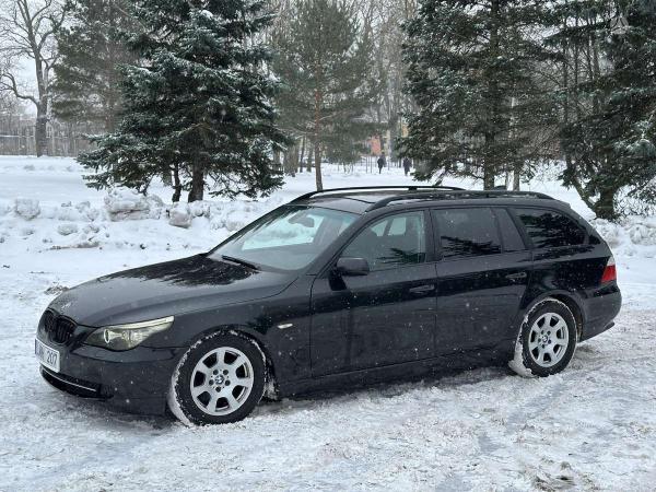 Melns BMW 525 2008 Klaipėda, ar dzinēja tilpumu 2.99 L un nobraukumu 350 tūkst. km par 2999 €, foto 3 vietnē AUTOMOTO.COM.LV