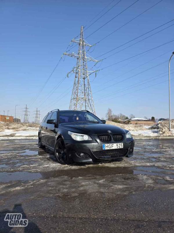 Black BMW 525 2008 in Kaunas, with an engine capacity of 3.00 L and mileage of 440 thousand km for 4500 €, photo 1 on AUTOMOTO.COM.LV