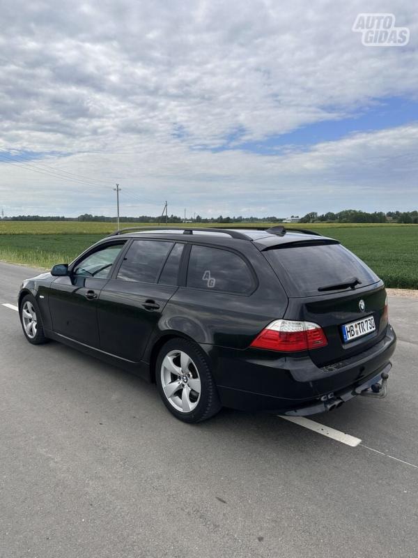 Black BMW 525 2008 in Sakiai, with an engine capacity of 3.00 L and mileage of 367 thousand km for 4250 €, photo 3 on AUTOMOTO.COM.LV