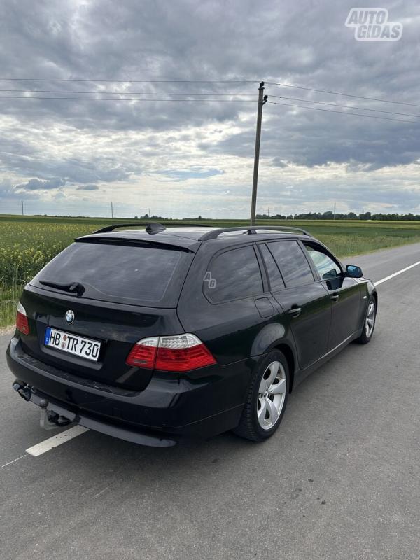 Black BMW 525 2008 in Sakiai, with an engine capacity of 3.00 L and mileage of 367 thousand km for 4250 €, photo 4 on AUTOMOTO.COM.LV