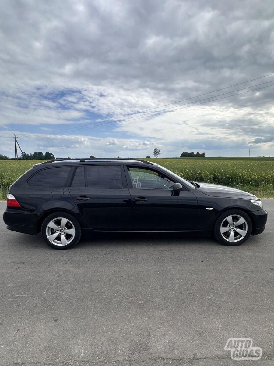 Black BMW 525 2008 in Sakiai, with an engine capacity of 3.00 L and mileage of 367 thousand km for 4250 €, photo 6 on AUTOMOTO.COM.LV