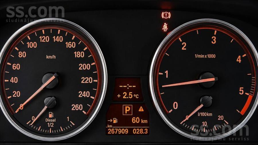 Black BMW 525 2008 in Riga, with an engine capacity of 3.00 L and mileage of 268 thousand km for 4990 €, photo 10 on AUTOMOTO.COM.LV