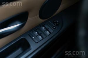 Melns BMW 525 2008 Rīga, ar dzinēja tilpumu 3.00 L un nobraukumu 320 tūkst. km par 6990 €, foto 14 vietnē AUTOMOTO.COM.LV