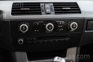 Melns BMW 525 2008 Rīga, ar dzinēja tilpumu 3.00 L un nobraukumu 320 tūkst. km par 6990 €, foto 23 vietnē AUTOMOTO.COM.LV