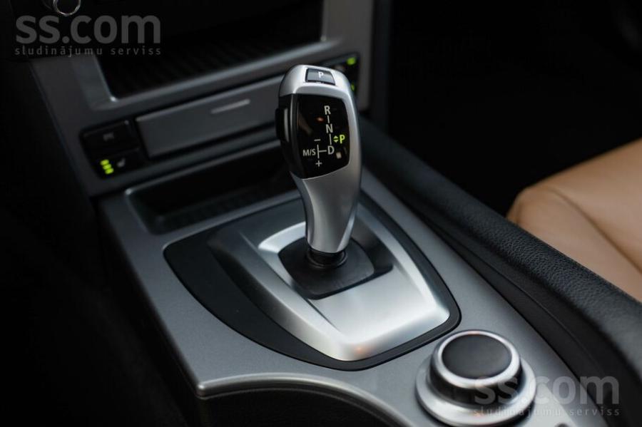 Melns BMW 525 2008 Rīga, ar dzinēja tilpumu 3.00 L un nobraukumu 320 tūkst. km par 6990 €, foto 25 vietnē AUTOMOTO.COM.LV