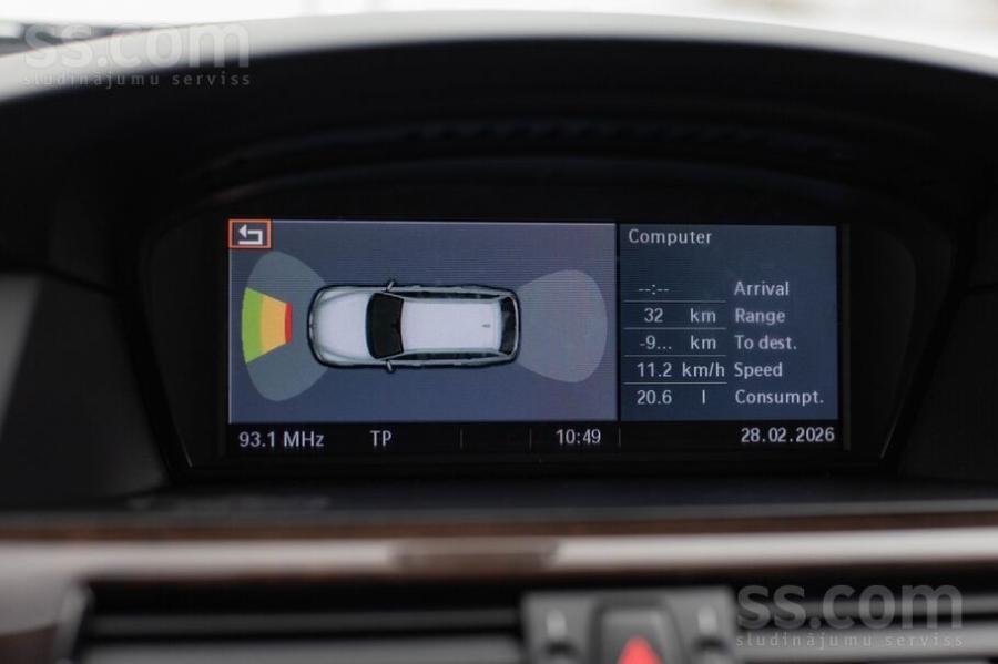 Melns BMW 525 2008 Rīga, ar dzinēja tilpumu 3.00 L un nobraukumu 398 tūkst. km par 6990 €, foto 21 vietnē AUTOMOTO.COM.LV